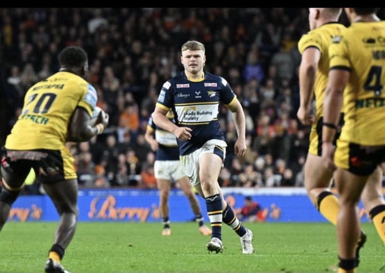 Guiseley School Alumnus Makes Debut for Leeds Rhinos - News - Guiseley ...